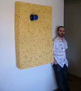 Hand-Constructed and Hyper-Realistic Sculptures of Everyday Objects by ...