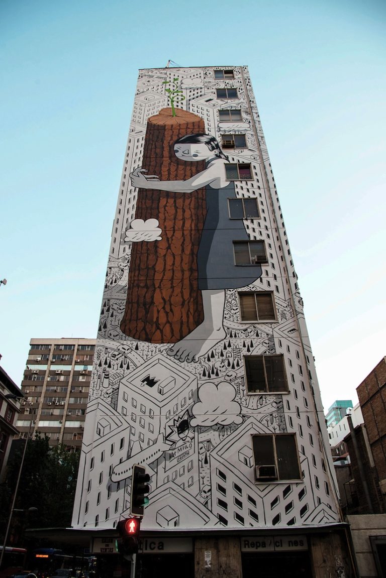 "Never Give Up" - Super-sized Mural by Artist Millo in Santiago // Chile