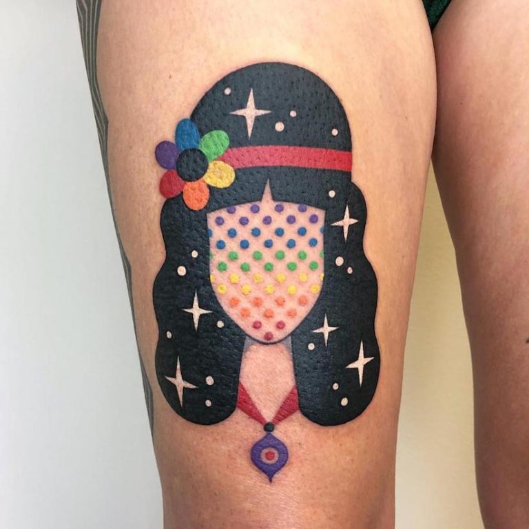 Tattoo Artist "Winston the Whale" entwirft farbenfrohe Vintage-Designs