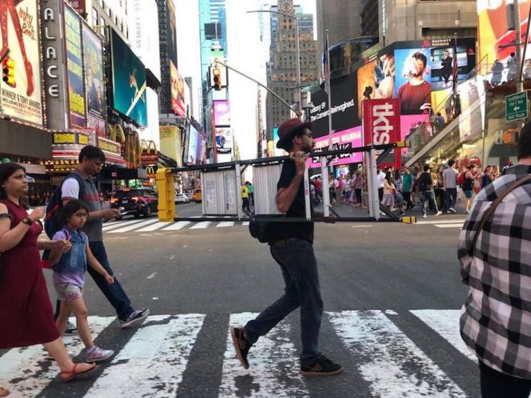 "Black or White" - Eduardo Kobra mit fantastischem Michael Jackson Mural in NYC