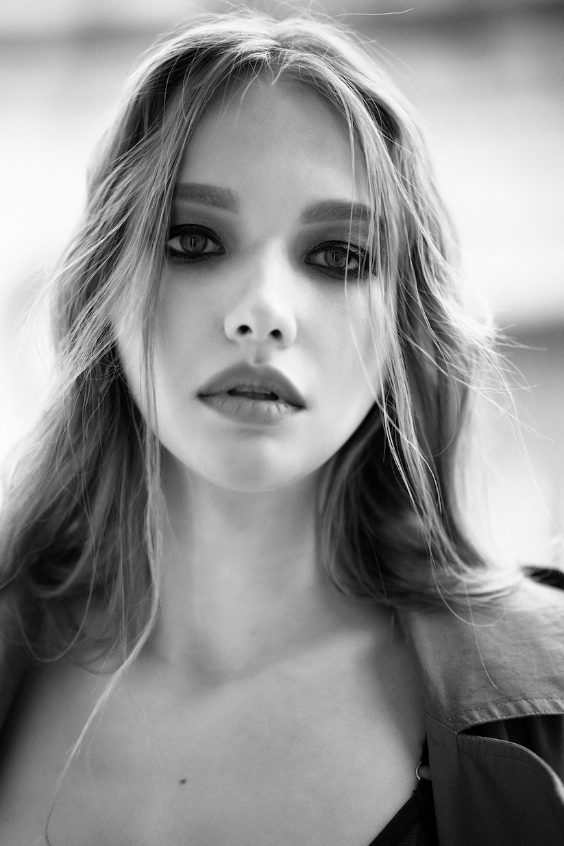Monochrome_Morning_Model_Vscodagama_Moscow_2019_06 - WHUDAT