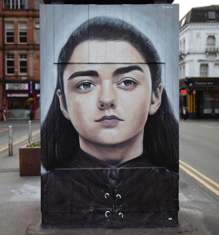 Street Artist AKSE aus Manchester portraitiert bekannte Popkultur-Gesichter