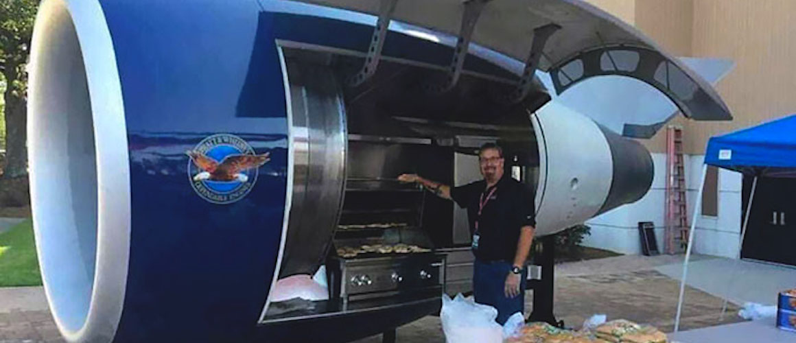'Celebration Grill' - Eine Grill-Station aus einem Boeing 757 ...