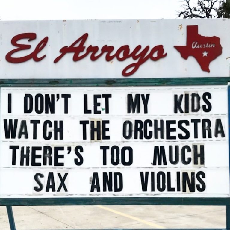Tex-Mex Restaurant Is Putting Up The Funniest Signs Ever