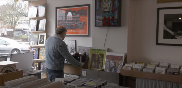 Auf Vinyl Schatzsuche im Hamburger Schanzenviertel: Ein Blick hinter ...