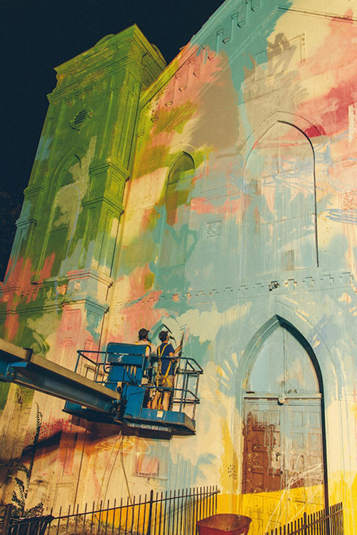 Washington D.C. Graffiti Covered Church by Hense (11 Pictures)