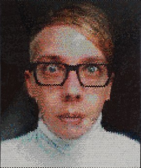Portraits made of Paint in Bubble Wrap by Bradley Hart (13 Pictures)