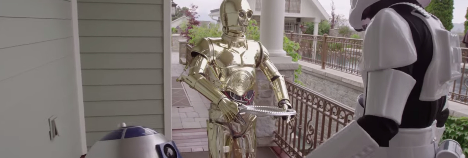 Virals of the Day: Seth Rogen & Snoop Recap Game of Thrones + MTV Cribs ...