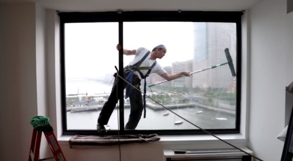What It's Like to Be a Window Cleaner in New York City (Clip)